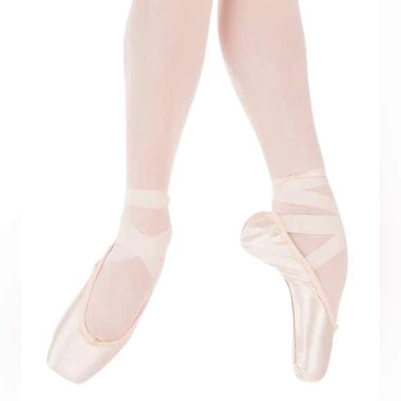 Suffolk | Shoes | Nwt Stellar Pointe Shoe Hard Shank | Poshmark